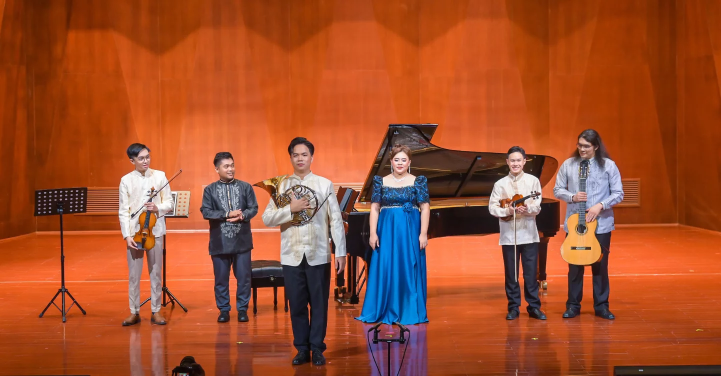 Young Filipino Performance Artists - THE PINOY CONNECTION